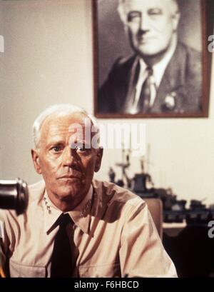 MIDWAY, Henry Fonda, 1976 Stock Photo - Alamy