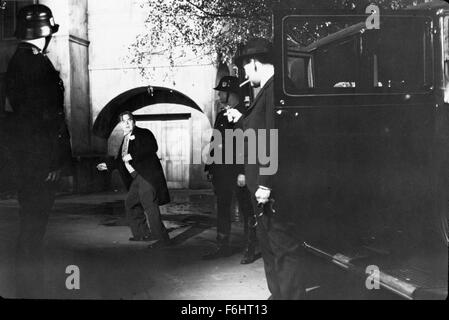 1943, Film Title: HANGMEN ALSO DIE, Director: FRITZ LANG, Studio: UA ...