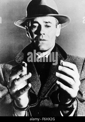 The wrong man 1957 Alfred Hitchcock Henry Fonda Stock Photo - Alamy