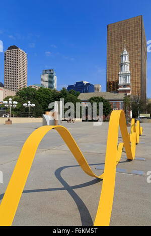 Bushnell Sculpture Garden, Hartford, Connecticut, USA Stock Photo - Alamy