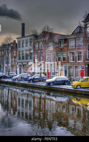 Snow in the city of Leiden, Holland Stock Photo - Alamy