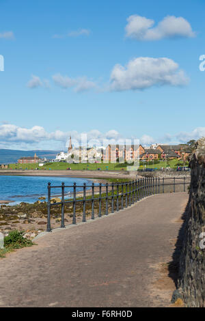 Largs Promenade , North Ayrshire, Scotland, UK. Unseasonal warm weather ...