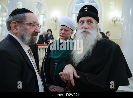 Russia s chief rabbi Adolf Shayevich right and Israeli ambassador to ...