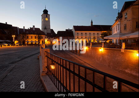 Piata Huet in the historic part of town, Sibiu, Transylvania, Romania ...