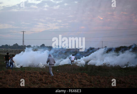 Gaza, Palestine. 16th Nov, 2015. Tear gas smoke during clashes of ...