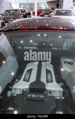 Audi car dealer Stock Photo - Alamy
