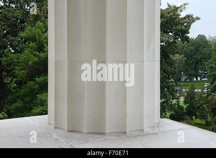 Architecture showing fluted marble columns Stock Photo - Alamy