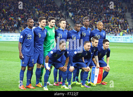 Team France pose for a group photo before the international friendly ...
