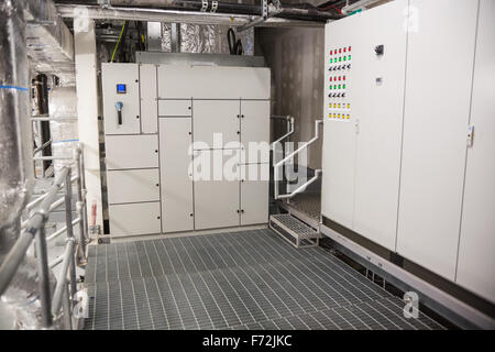 Temperature control room Stock Photo - Alamy