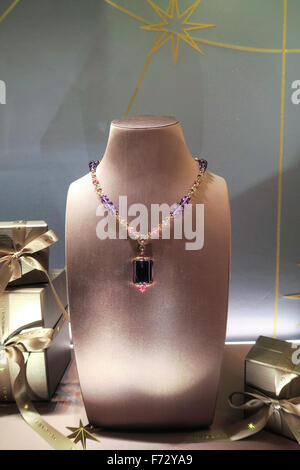 Bulgari Window Display, NYC Stock Photo - Alamy