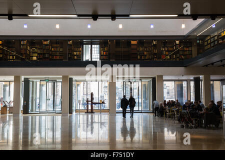 Inside the new Weston Library in Oxford in England Stock Photo - Alamy