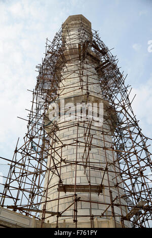 Scaffolding at a construction site (Taj Mahal reconstruction Stock ...