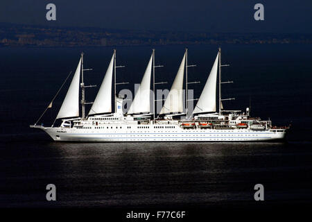 Marina Grande club med boat Stock Photo - Alamy
