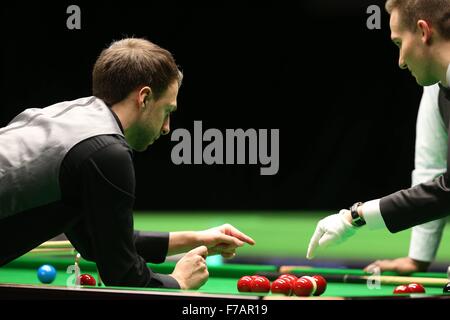 Snooker referee Marcel Eckardt during day nine of the 2018 Betfred ...