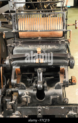 Old printing press machine Stock Photo - Alamy