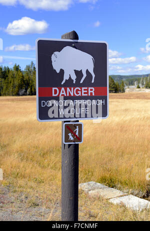 Old Faithful Geyser Warning Sign Yellowstone National Park Wyoming ...