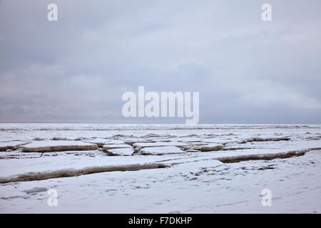 Frozen coast of northern sea landscape photo Stock Photo - Alamy
