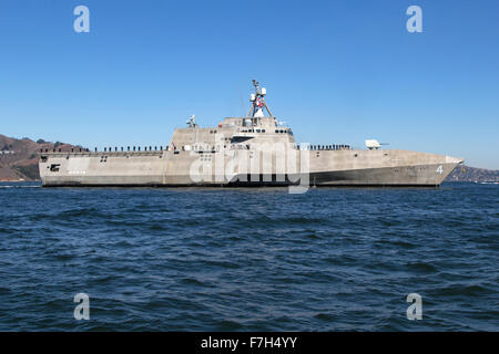 The Independence-class littoral combat ship USS Coronado (LCS-4 Stock ...