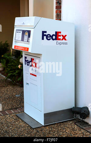 fedex box package delivery Stock Photo: 41795572 - Alamy