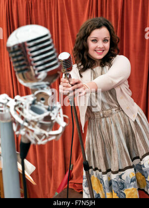 Singer At Goodwood Stock Photo - Alamy