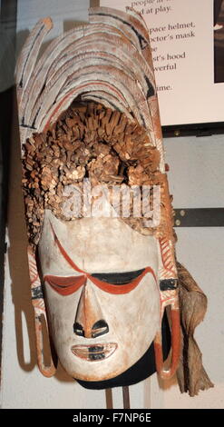 Malanggan Mask from Papua New Guinea. Dated 19th Century Stock Photo ...