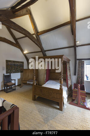 The bedchamber on the second floor at Tudor Merchant's House ...