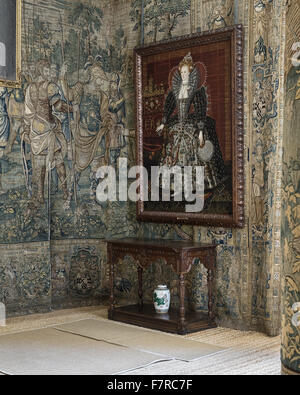 Queen Elizabeth I, the Hardwick Portrait 1599 Stock Photo - Alamy
