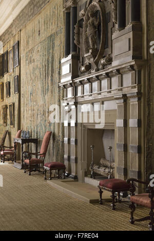 A tapestry in the Long Gallery at Hardwick Hall, Derbyshire. Hardwick ...