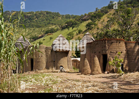 Takienta (tower house) and ancestor shrine, Koutammakou, "Land of the ...