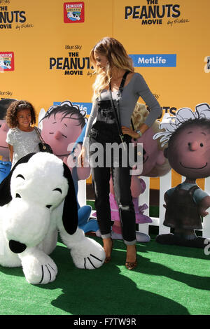 the premiere of THE PEANUTS MOVIE Featuring: Jennifer Freeman, Isabella ...