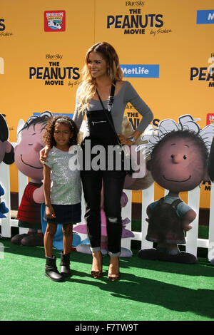 the premiere of THE PEANUTS MOVIE Featuring: Jennifer Freeman, Isabella ...