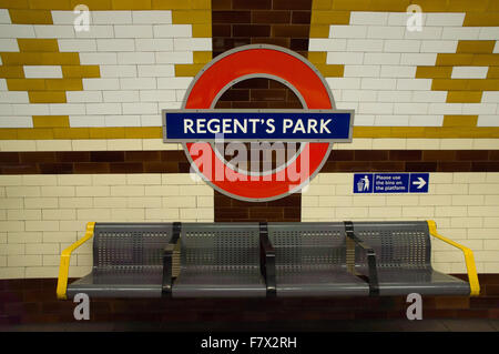 London underground Metropolitan line Regent`s Park Station Stock Photo ...