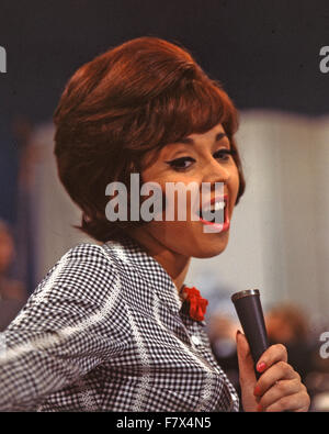 SUSAN MAUGHAN English pop singer in 1964 Stock Photo - Alamy