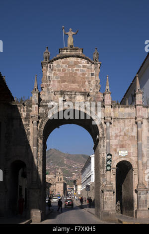 The Arch of Santa Clara is one of the symbols of Cuzco Stock Photo - Alamy