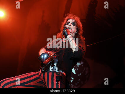 Alice Cooper performing at Manchester Arena Featuring: Nita Strauss ...