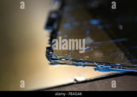 Tablet broken LCD screen Stock Photo - Alamy