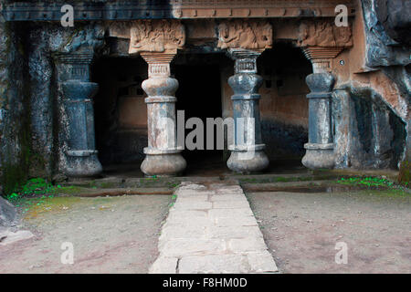 Cave 1 : Façade of Vihara or prayer hall. Ajanta Caves, Aurangabad ...