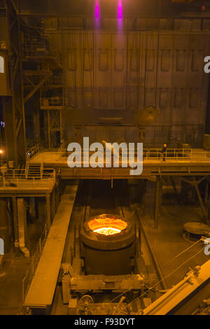 metallurgical ladle with steel in the workshop Stock Photo - Alamy
