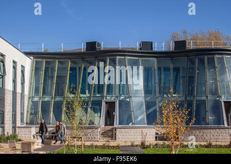 Durham University Business School. Exterior view of the building at ...