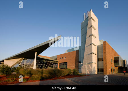 Modern architecture at Seneca College York University Stephen E Stock ...