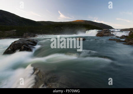Koroc river, Kuururjuaq national park, Nunavik, Quebec, Canada Stock ...