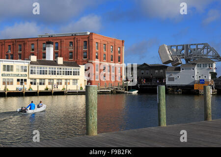 Mystic River Bascule Bridge Mystic, Connecticut, USA Stock Photo - Alamy