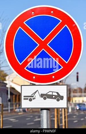 No Stopping traffic sign Stock Photo - Alamy