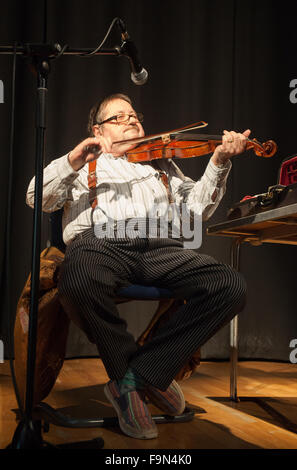 Dave Swarbrick captured at The Exchange, Sturminster Newton Stock Photo ...