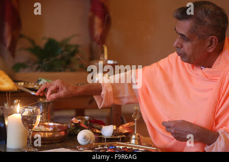 Vivekananda puja celebrated by swami Veetamohananda at the Ramakrishna ...