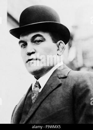 James J Jeffries, American boxer, 1910. Artist: Unknown Stock Photo - Alamy