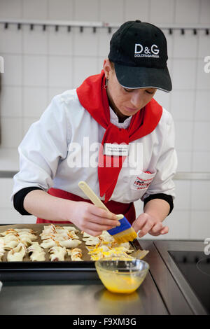 Larder cook prepare cold cuts Stock Photo - Alamy