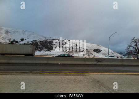 Interstate 5 in the Tejon Pass also known as The Grapevine in December ...
