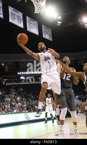 Norfolk, VA, USA. 18th Dec, 2015. Old Dominion Monarchs guard Trey ...