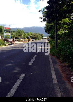 Port of Paopao, Moorea, French Polynesia Stock Photo - Alamy